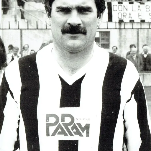 Calcio in lutto, il Covid si porta via a 74 anni Fabio Enzo - Sport Calcio