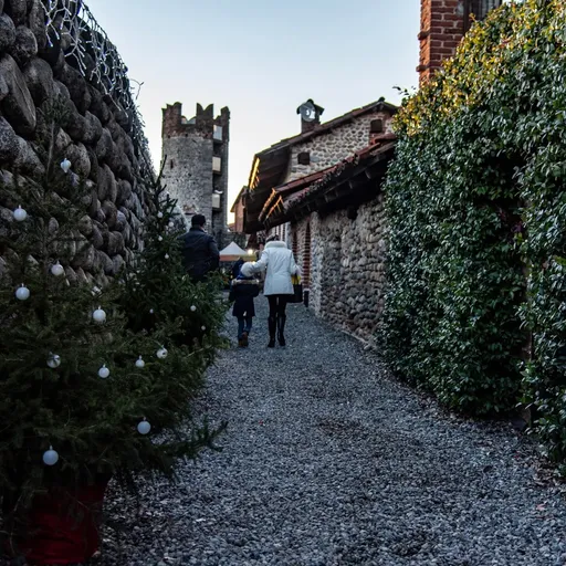 Candelo, domani l'ultimo giorno del Borgo di Babbo Natale - Attualità