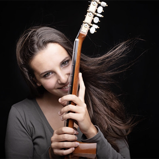 Carlotta Dalia, virtuosa della chitarra ai concerti del Perosi - Attualità