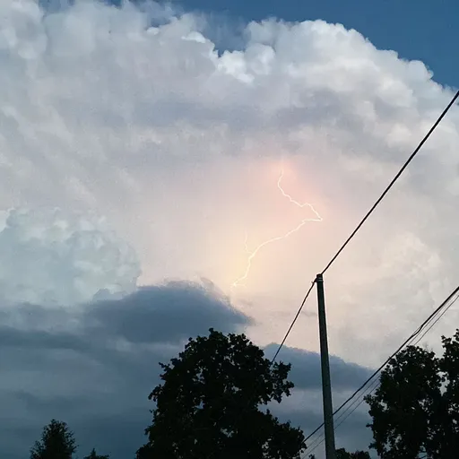 Stanotte Storm line, ma non nel Biellese. Intanto il cielo è un quadro ...
