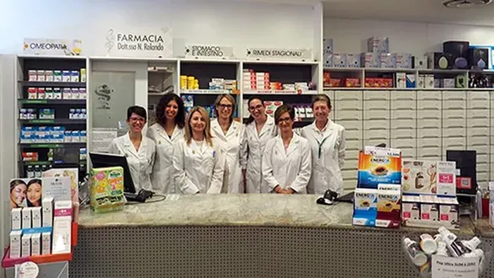 Vigliano, la farmacia Rolando compie 140 anni - Attualità