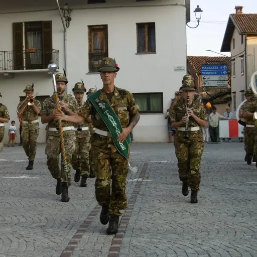 La Brigata Taurinense ospite a Benna - Attualità